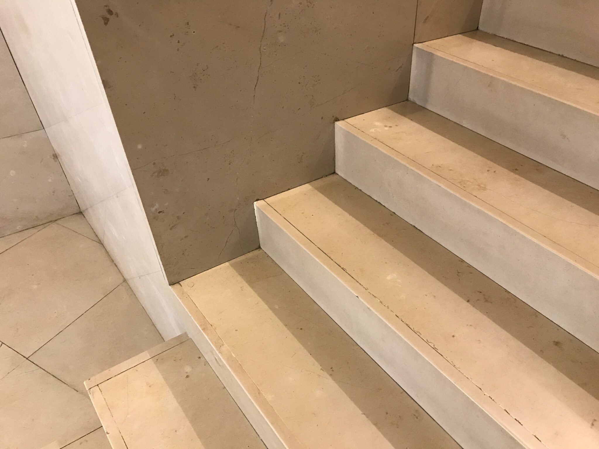 Porto: a lesson in stairs (Alvaro Siza) - Atelier de Hahn