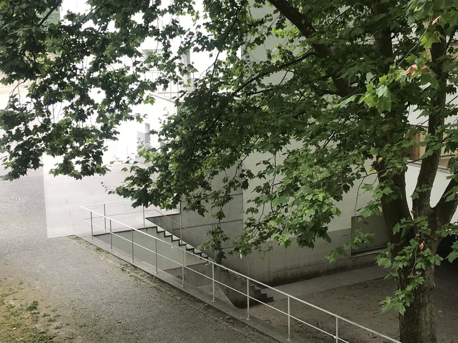 Alvaro Siza stairs - Atelier de Hahn